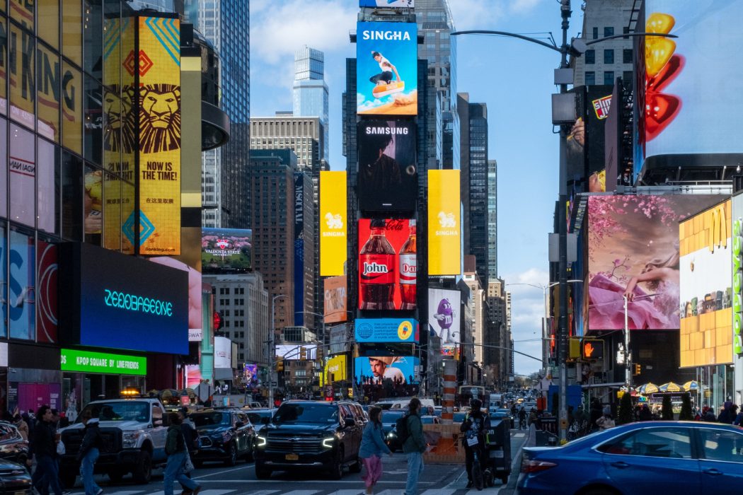 2 Times Square ที่สุดของ OOH ระดับโลก พื้นที่สร้างแบรนด์สู่ Global Icon ...